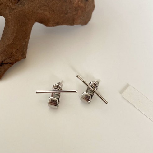 KORELAN s925 실버 바늘 일자 u형 귀걸이 심플한 여성 앙증맞은 한국어 기질 네트 레드 개성 귀걸이 차가운 바람 귀걸이 - 가격 변동 추적 그래프 - 역대가